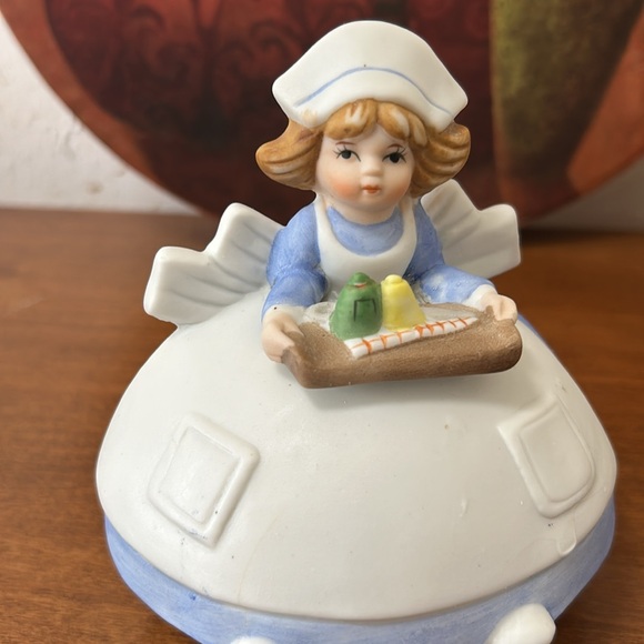 Unk | Accents | Vintage Nurse Rotating Ceramic Music Box From The 97s ...